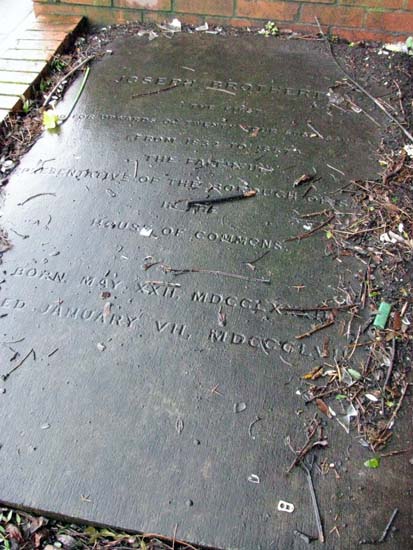 Joseph Brotherton Statue - New Bailey